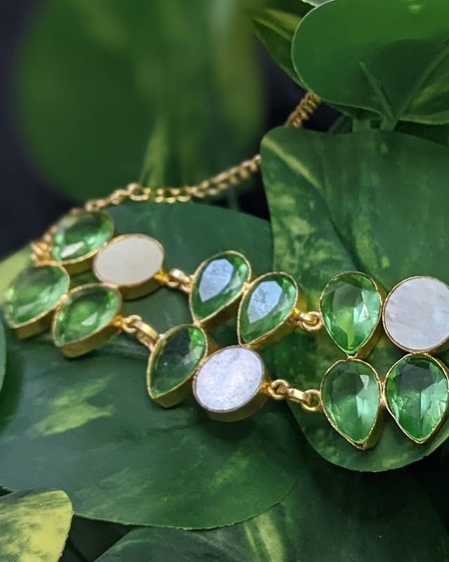 Laura Designs (India) - Raw Stone, Antique and Traditional Jewellery