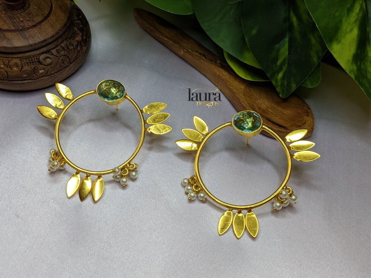 How to Match Earrings with Different Neckline Styles: A Comprehensive Guide - Laura Designs™ (India)